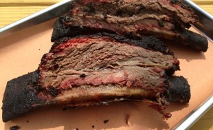 Beef Plate Ribs: A Carnivore's Delight - Barbecuebible.com