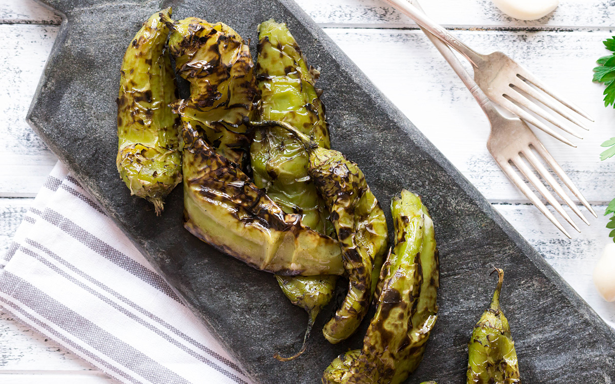 Hatch Chile Season: How to Roast Hatch Chiles - Barbecuebible.com