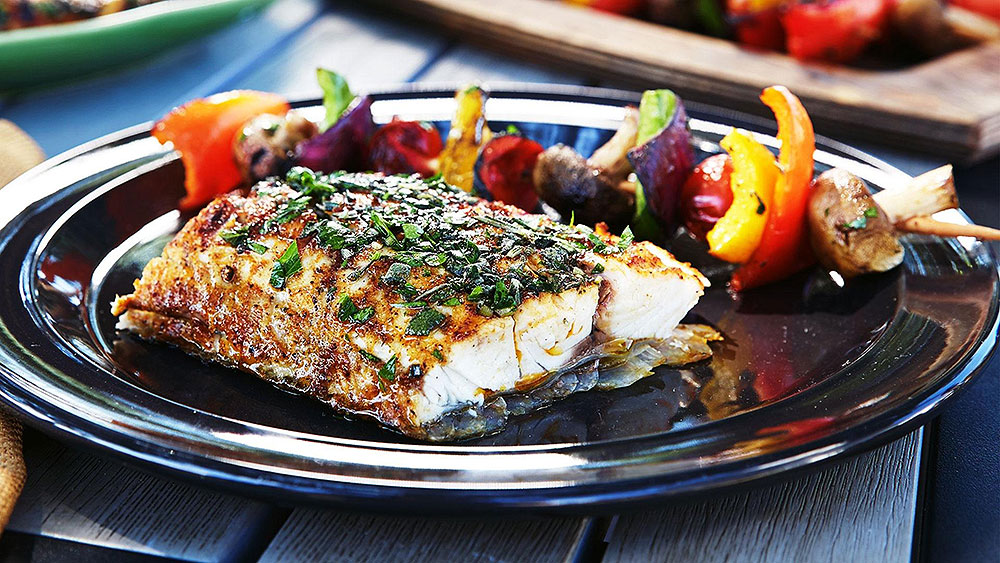 Steven Raichlen's Project Fire - Episode 203: Gulf Coast Grill ...